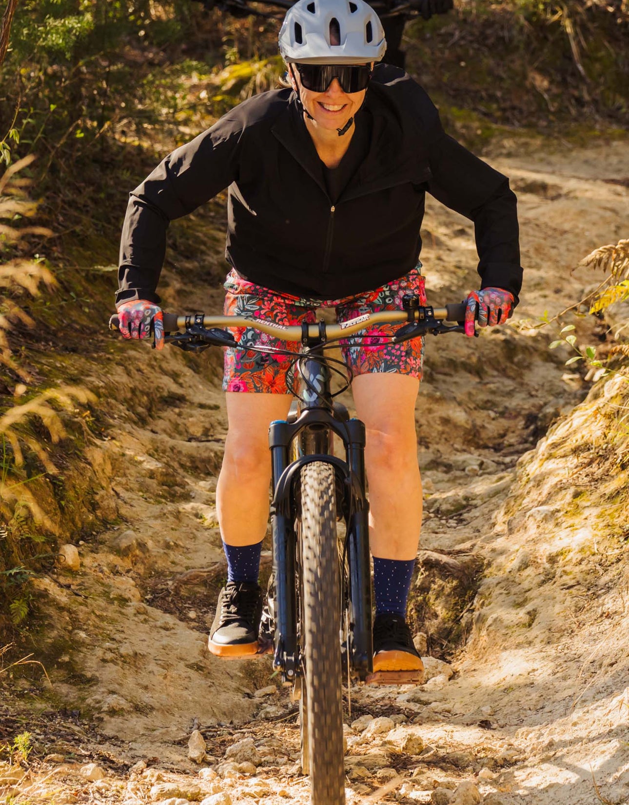 All Time 11" - Zipper Snap Mid-Rise Short : Mimi II - Women's | SHREDLY