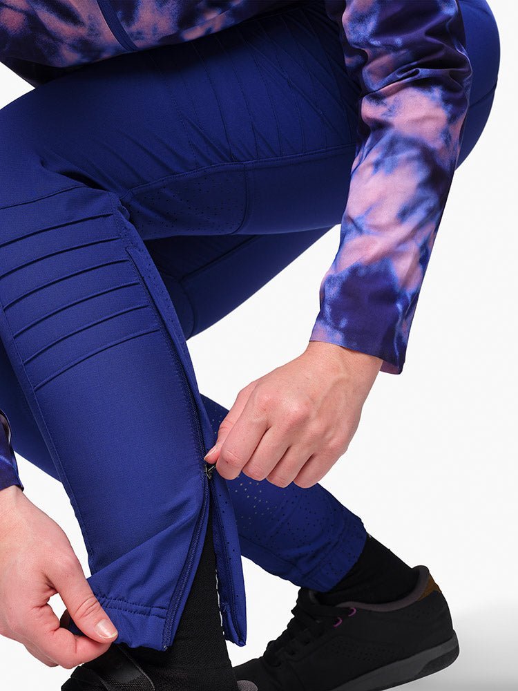 Vented - All Time - Zipper Snap Mid-Rise Pant : Midnight - Women's ...